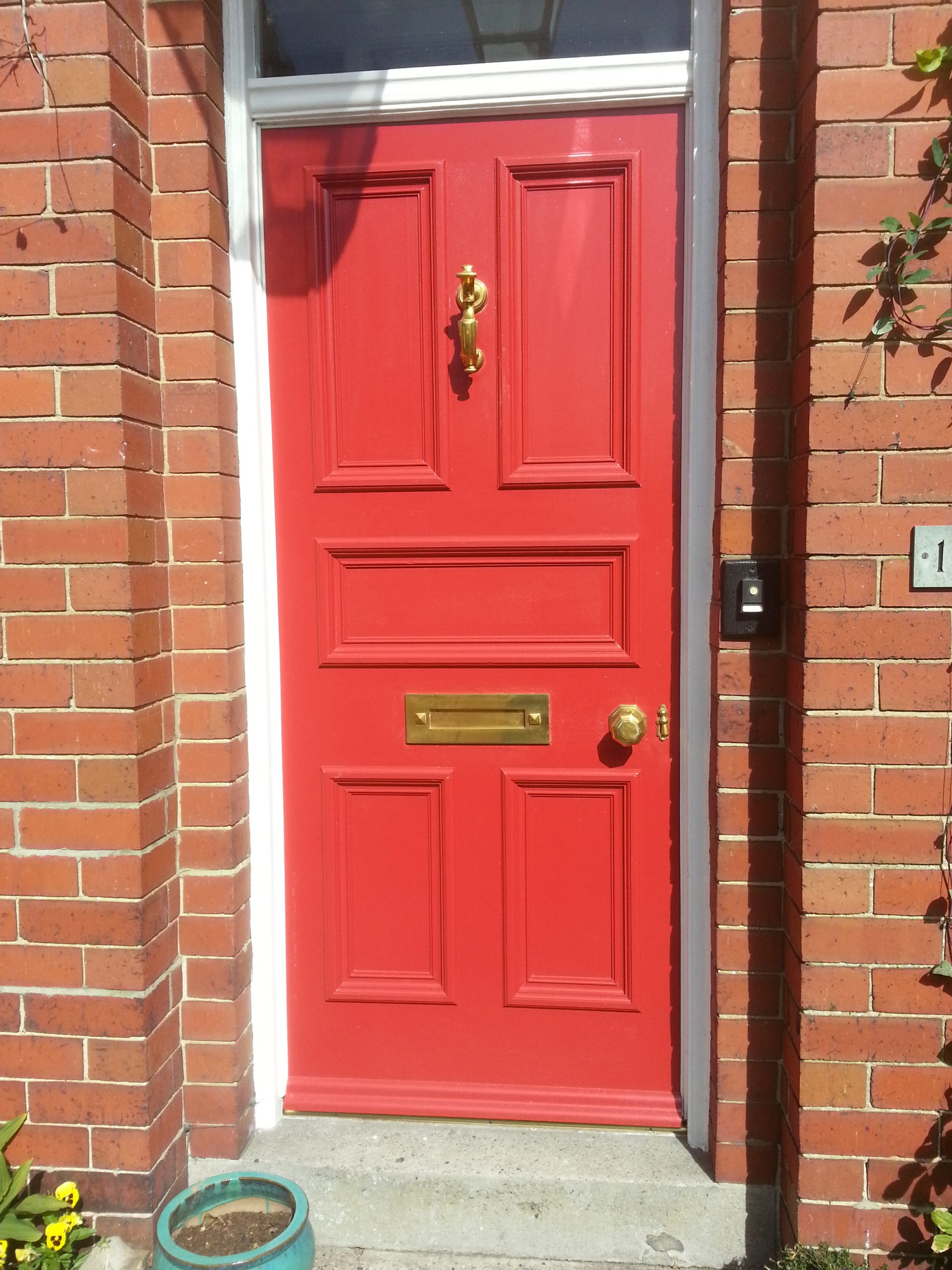 Entrance door – Tom Warlow