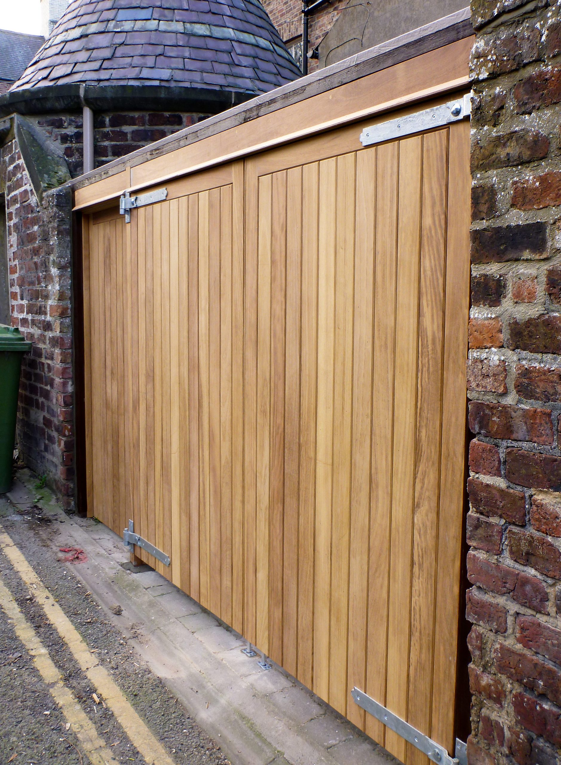 Joinery – Tom Warlow